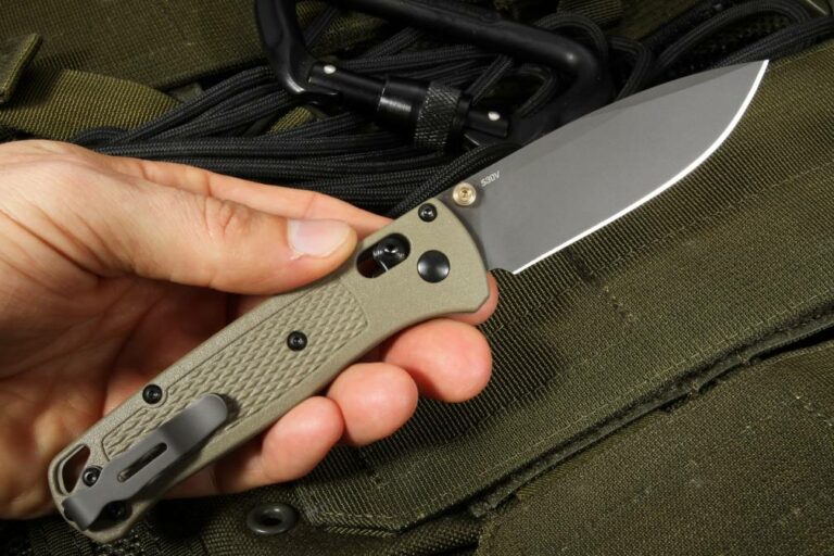 Must-Have Top 10 Folding Knives for Everyday Carry 2025!